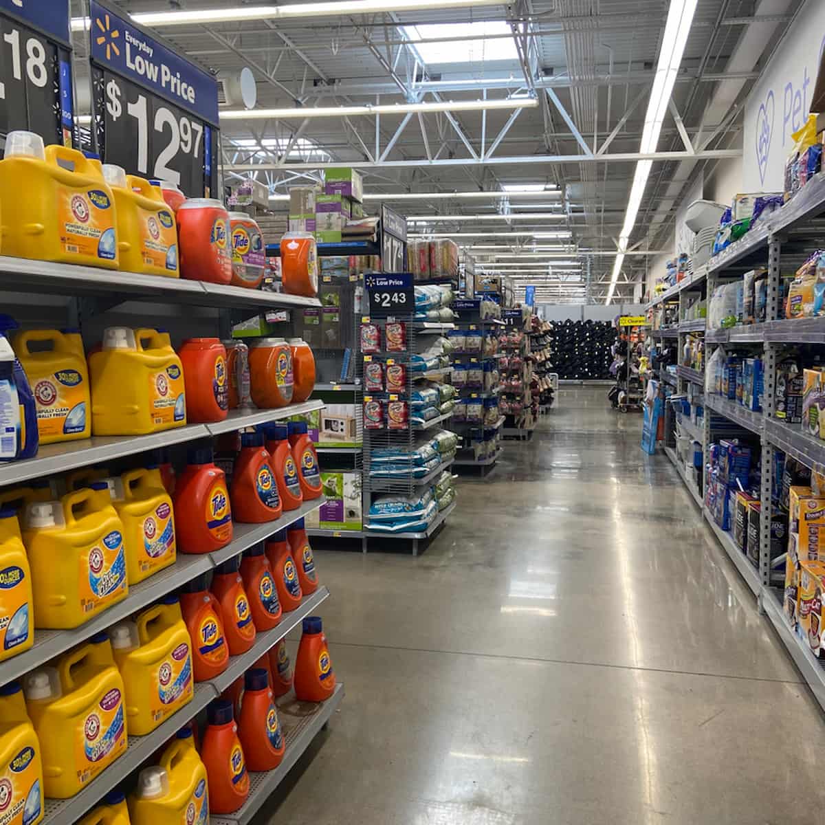 Can You Go Barefoot In Walmart – Here’s What’s Allowed – EverydayQuery
