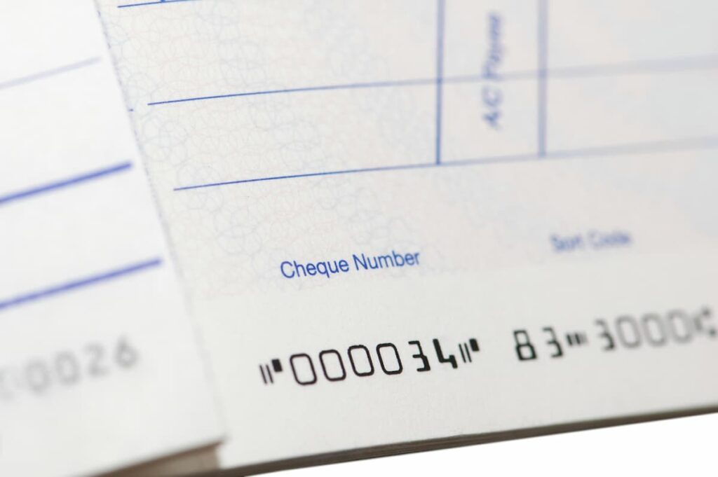 Does Walmart Take Checks – Here’s How It Works – EverydayQuery
